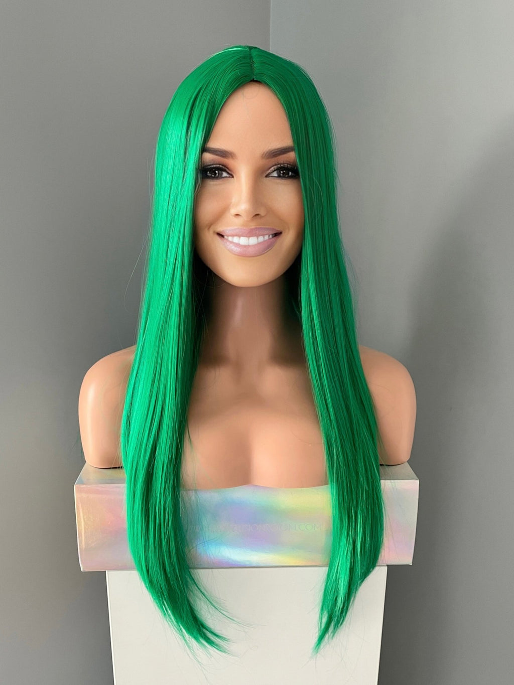 "Ivy" - Straight Long Green Wig – The Extension Room